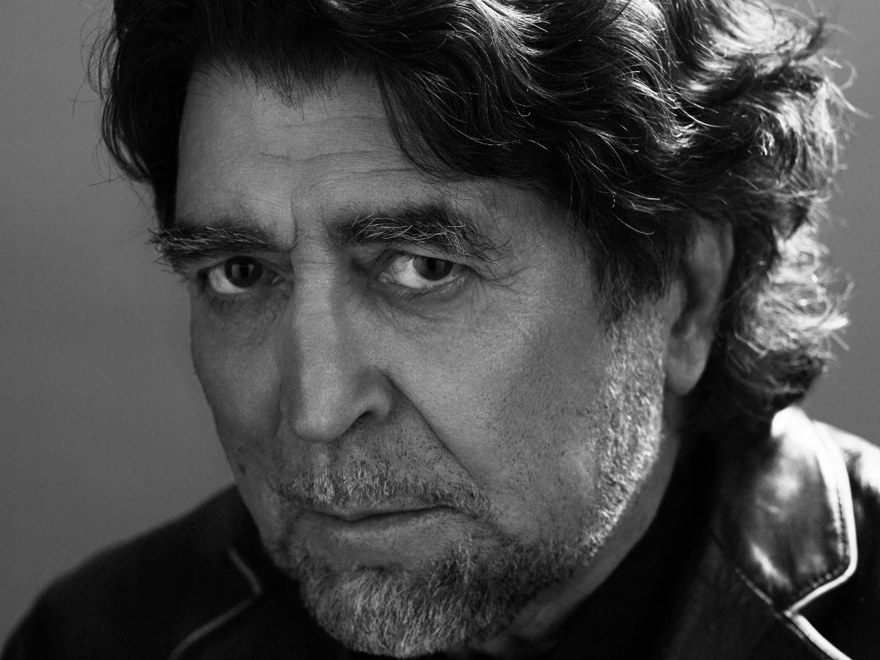 No les gusta Sabina — Daniel J. Rodríguez