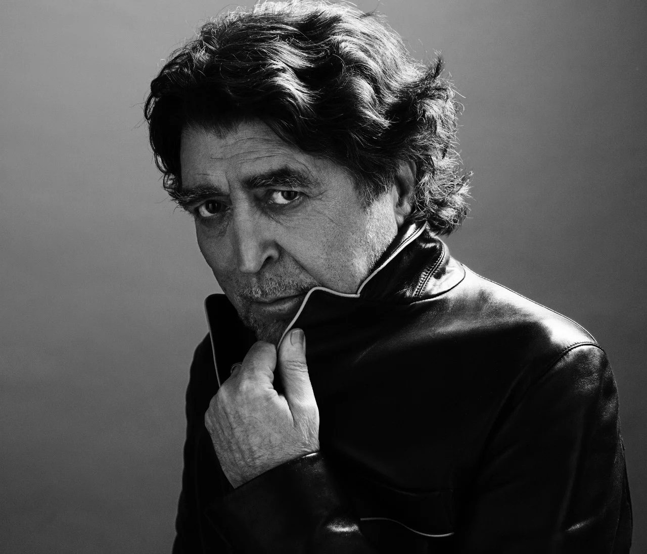 No les gusta Sabina — Daniel J. Rodríguez