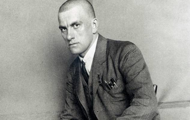 Cuatro poemas de Vladímir Maïakovski — Daniel J. Rodríguez