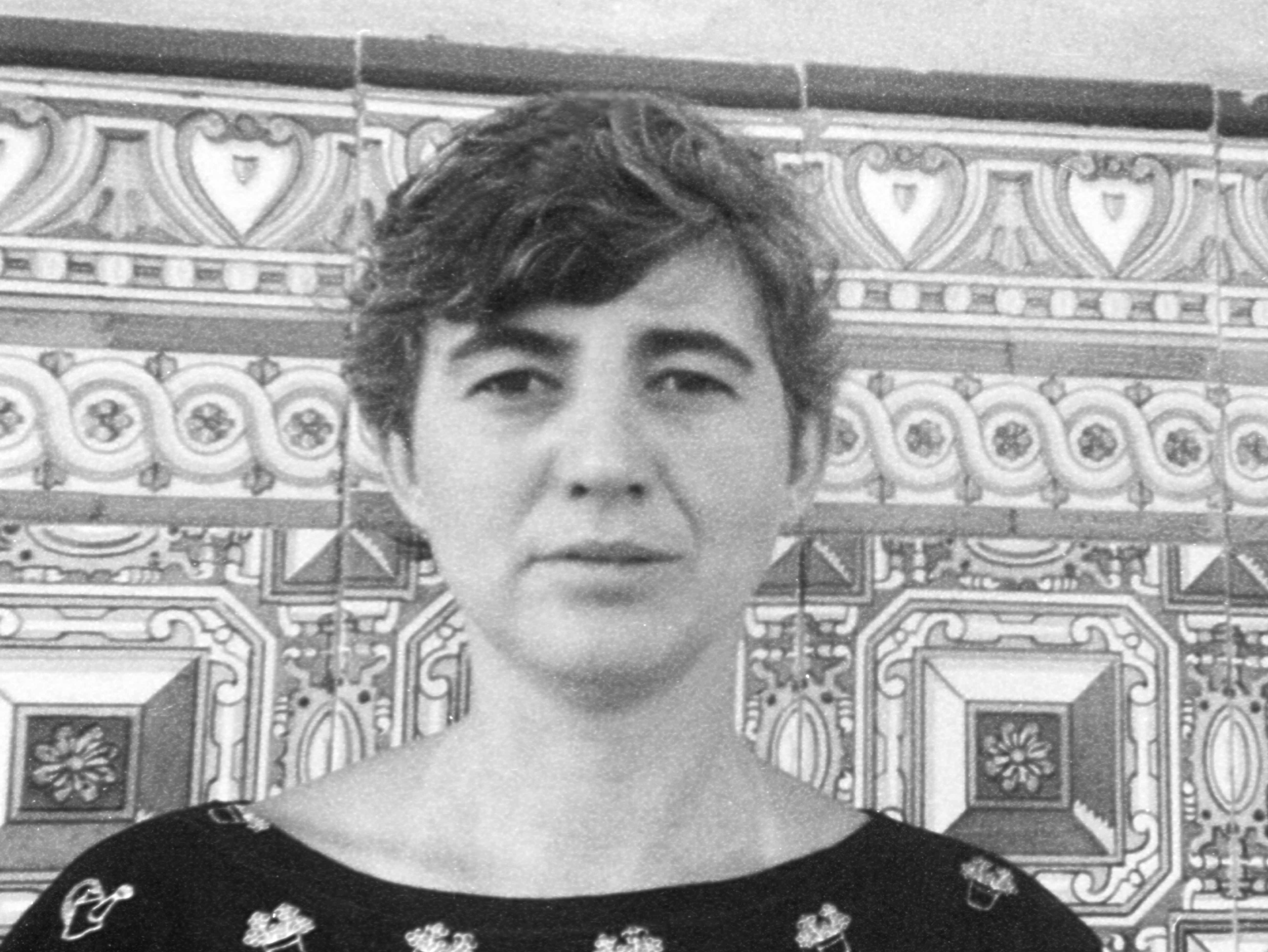 Cuatro poemas de Ana María Moix — Daniel J. Rodríguez